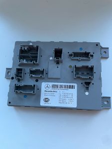 MERCEDES BENZ W205 C-Class REAR SAM MODULE ECU CONTROL UNIT A2229009708